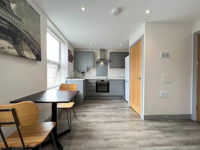 Apartment at Avon Gardens, Nottingham