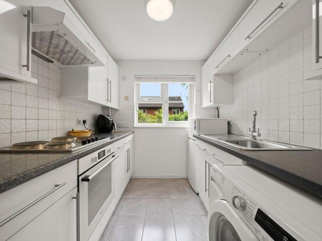 Apartment at Azalea Court, Woking