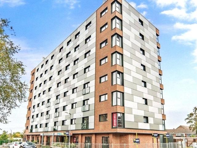 Apartment at Azalea Drive, Swanley