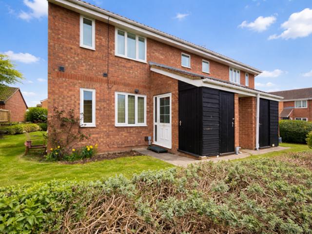 Apartment at Azelin Court, Stratton St. Margaret