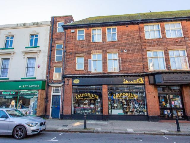 Apartment at B2205, Canterbury