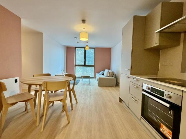 Apartment at Botanical Avenue, Trafford