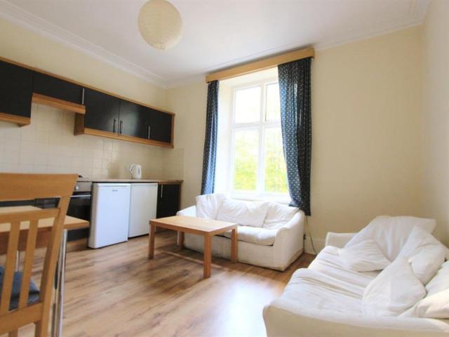 Apartment at Botanical Road, Sheffield