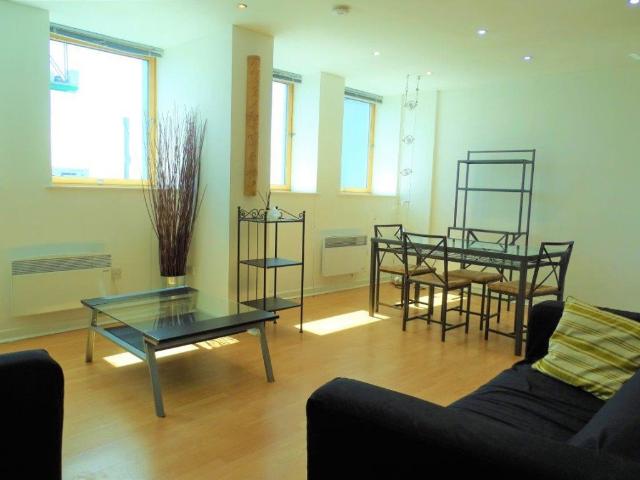 Apartment at Bothwell Street, Glasgow