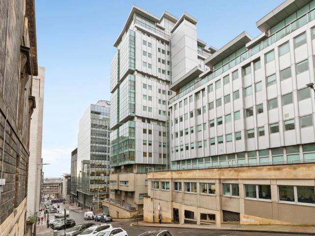 Apartment at Bothwell Street, Glasgow