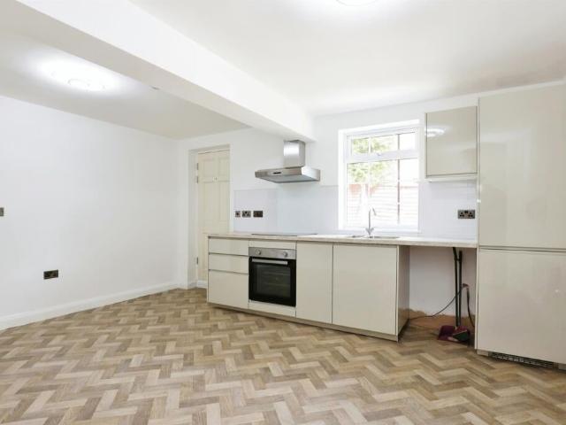 Apartment at Boughton Road, Rugby