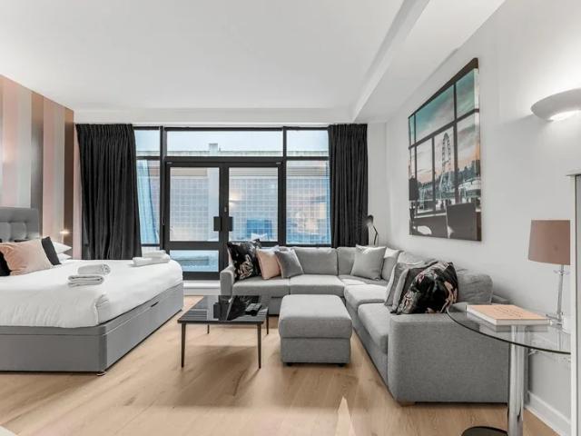 Apartment at Boundary Street, Greater London