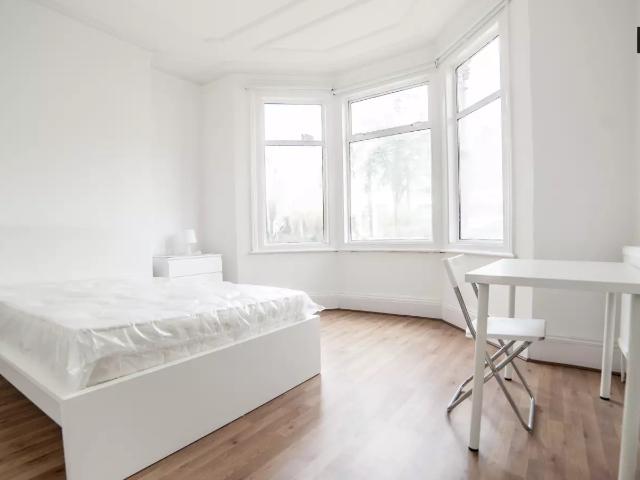 Apartment at Boundary Road, Greater London