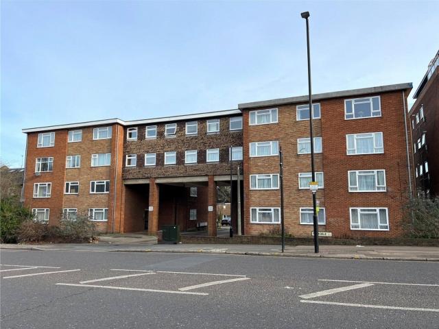 Apartment at Bounds Green Road, Greater London