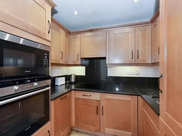 Apartment at Bourne Street, City of Westminster