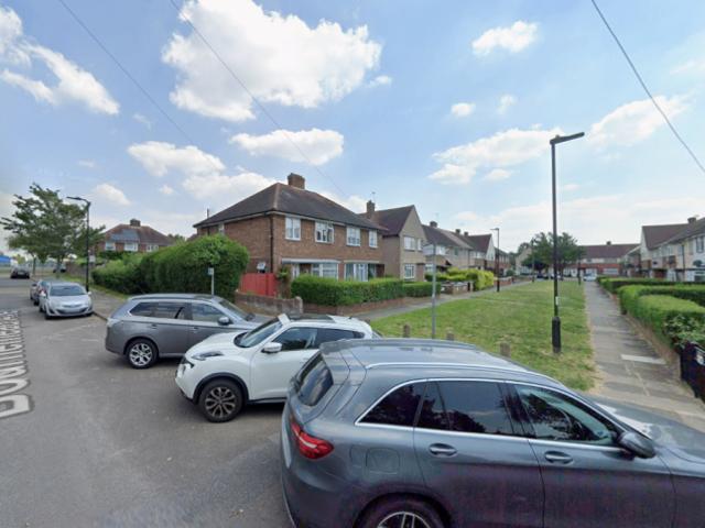 Apartment at Bournemead Avenue, Greater London