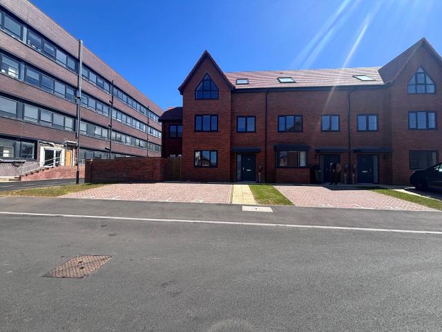Apartment at Bourbon Street, Aylesbury