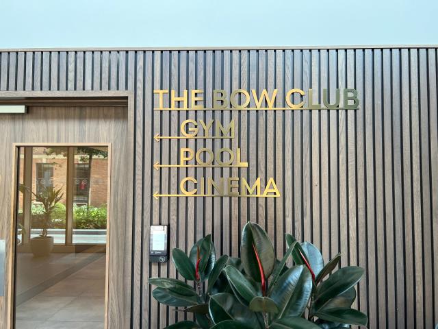 Apartment at Bow Common Lane, Greater London