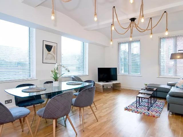 Apartment at Bowling Green Lane, Greater London