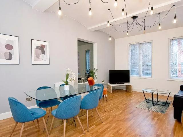 Apartment at Bowling Green Lane, Greater London