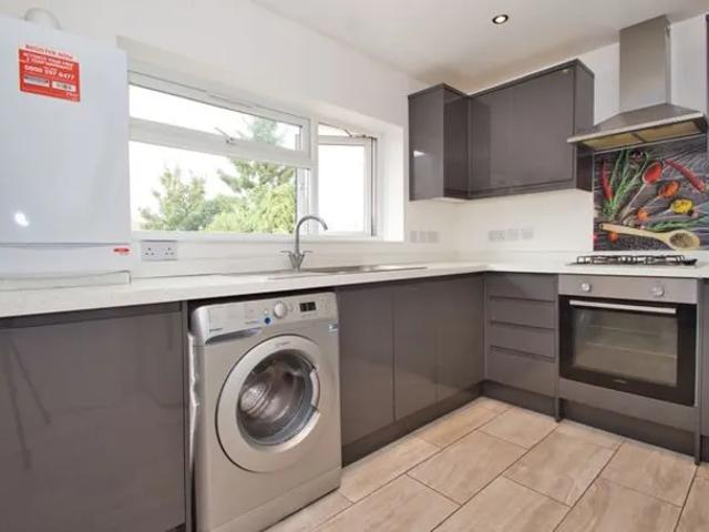 Apartment at Bowmans Green, Watford