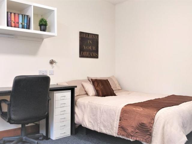Apartment at Bowran Street, Preston