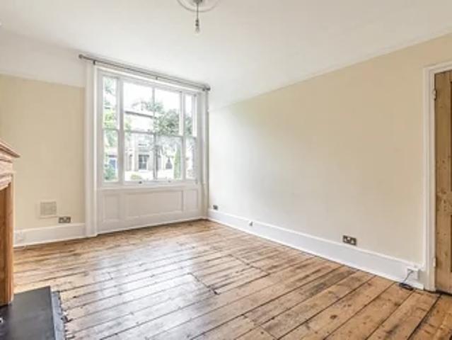 Apartment at Boyne Road, Greater London