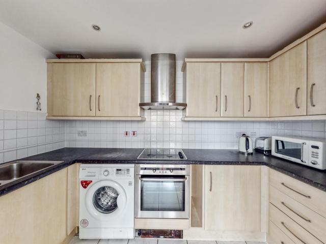 Apartment at Boardwalk Place, Greater London
