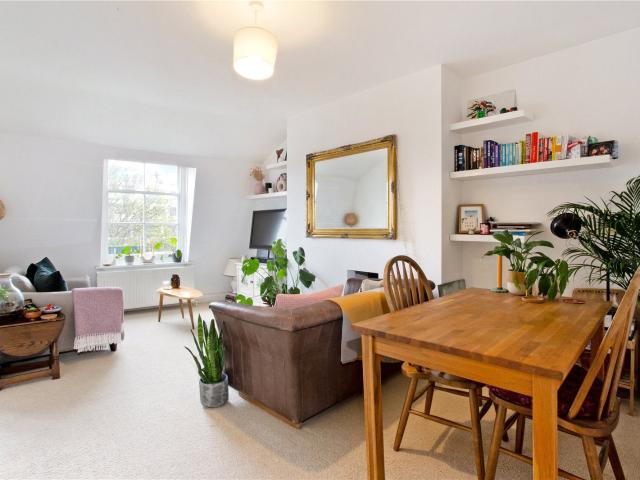 Apartment at Boatemah Walk, Greater London