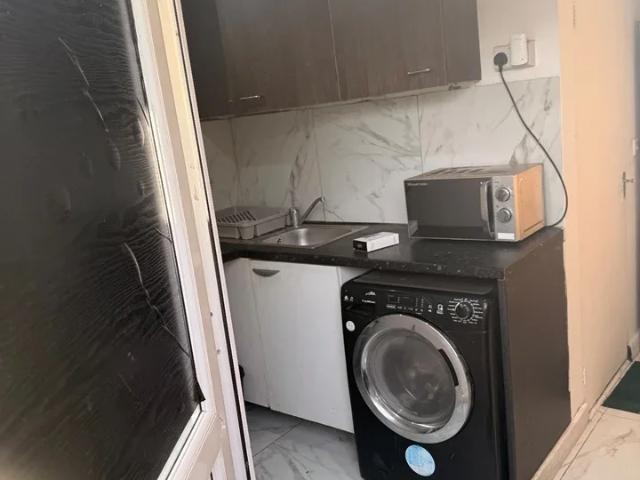 Apartment at Bodmin Avenue, Slough