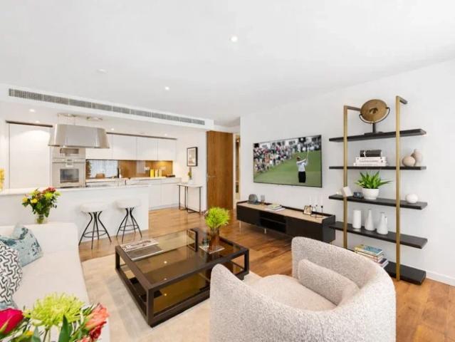 Apartment at Bolsover Street, City of Westminster