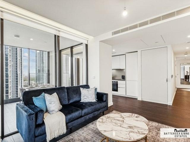 Apartment at Bondway, Greater London