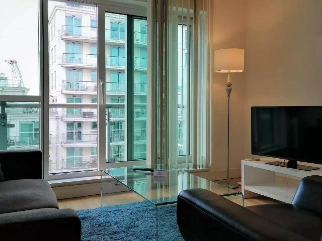 Apartment at Bondway, Greater London