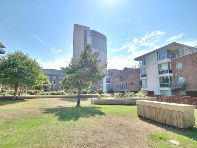 Apartment at Bonfire Corner, Portsmouth
