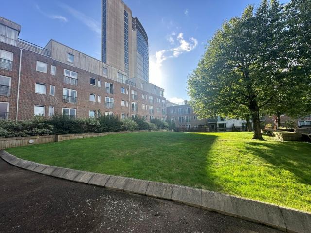 Apartment at Bonfire Corner, Portsmouth