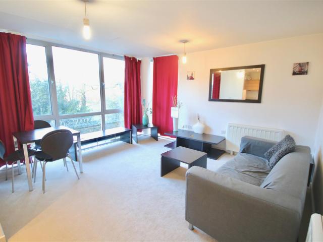 Apartment at Bonfire Corner, Portsmouth