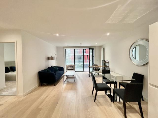 Apartment at Bonnet Street, Greater London