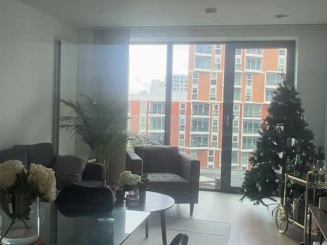 Apartment at Bonnet Street, Greater London