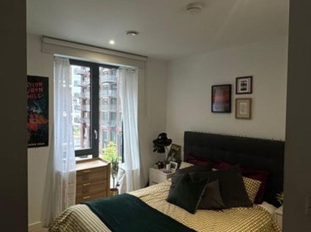 Apartment at Bonnet Street, Greater London