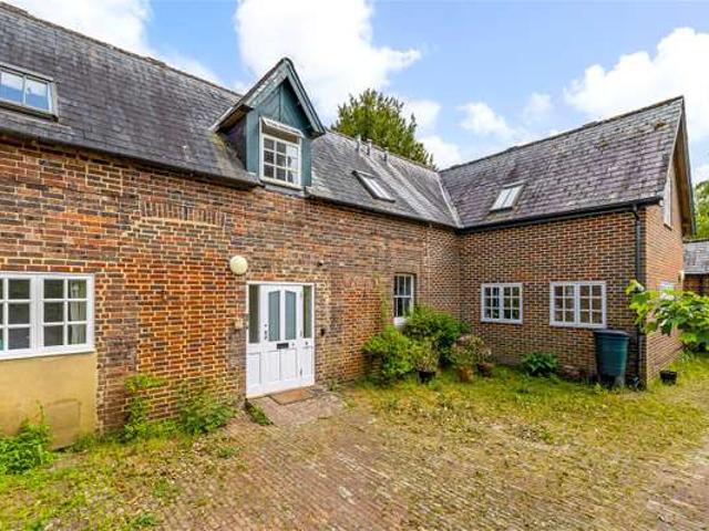 Apartment at Borde Hill Lane, Mid Sussex