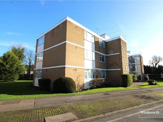 Apartment at Boreham Holt, Hertsmere