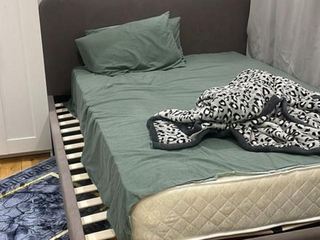 Apartment at Boreham Road, Greater London