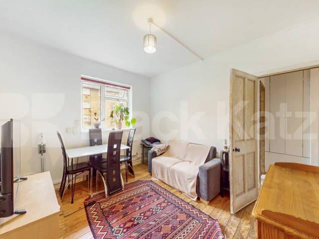 Apartment at Borough High Street, Greater London