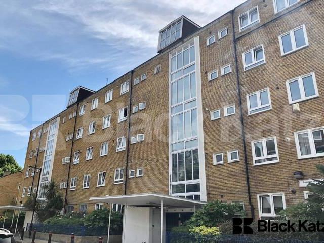 Apartment at Borough High Street, Greater London