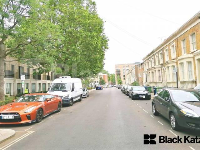 Apartment at Borough High Street, Greater London