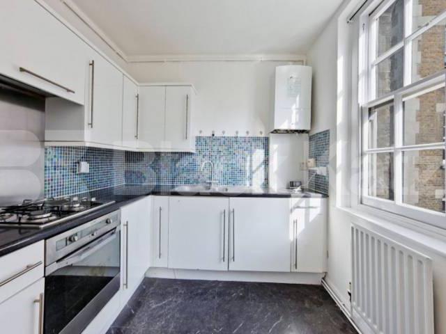 Apartment at Borough High Street, Greater London