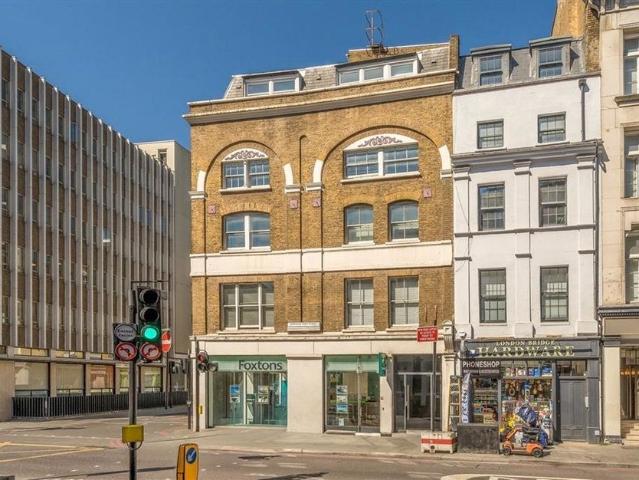 Apartment at Borough High Street, Greater London