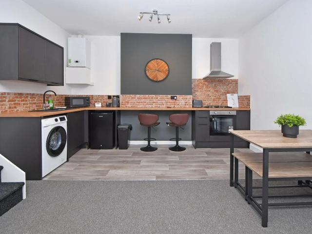 Apartment at Borough Road, East Staffordshire