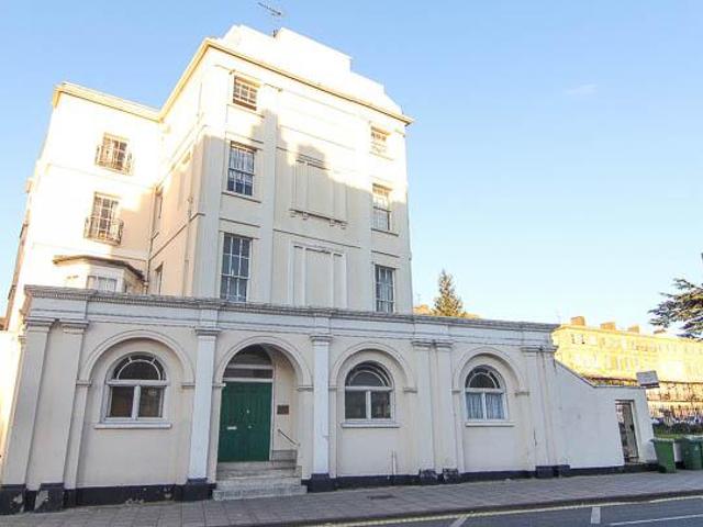 Apartment at Bath Road, Cheltenham