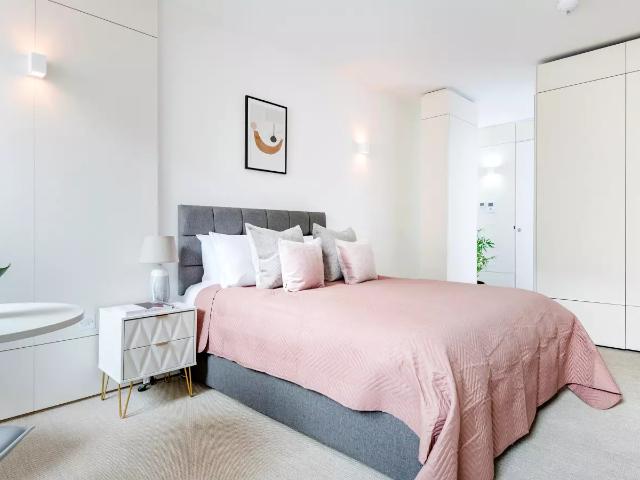 Apartment at Bath Road, Greater London