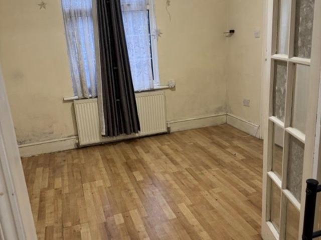 Apartment at Bath Road, Greater London
