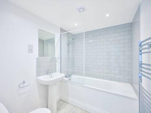 Apartment at Bath Road, Greater London