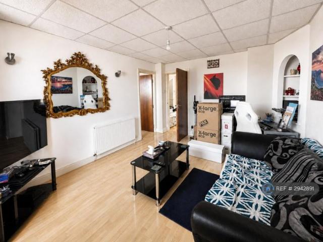 Apartment at Bath Road, Swindon
