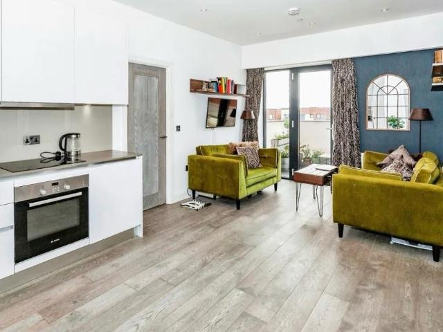 Apartment at Bath Road, Slough