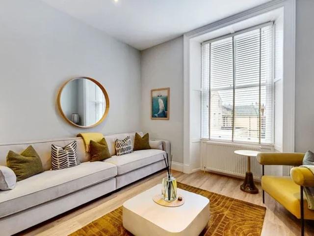 Apartment at Bath Street, Glasgow